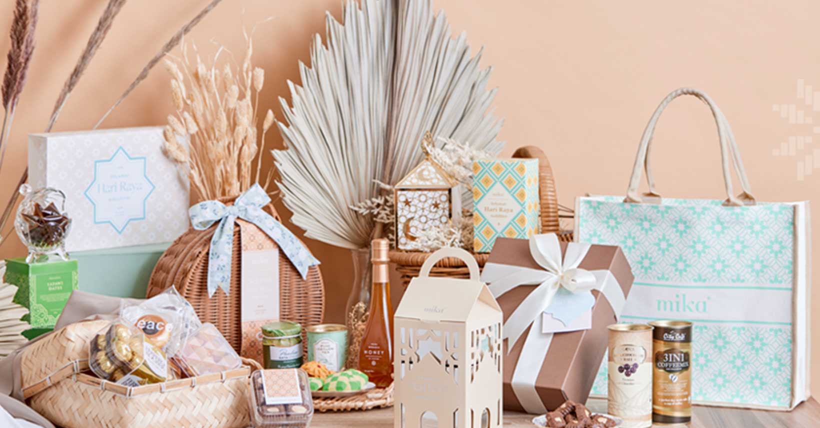 Exploring the Tradition of Raya Hamper | Blog | Mika Premium Gift Shop